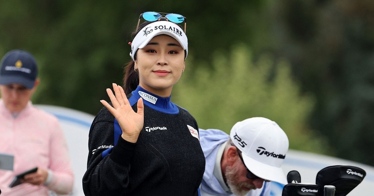 윤이나, LPGA LA 챔피언십 3R 8언더파 맹타…데뷔 첫 승 도전