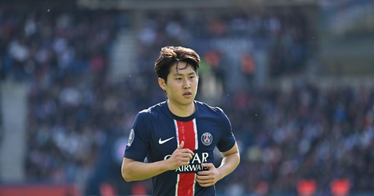 ‘얼마 만이야’ LEE, 수비형 MF로 선발 출전→키패스 3회…PSG는 29G 무패
