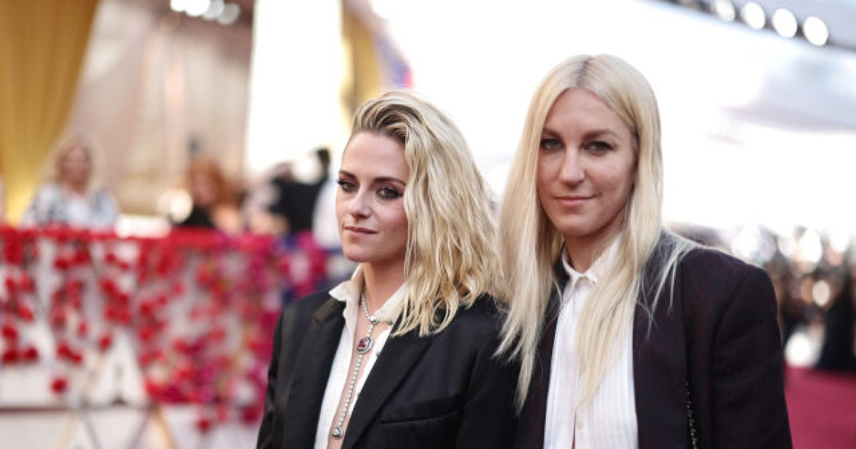 크리스틴 스튜어트, 2살 연상 동성연인과 전격 결혼 "아기 갖고 싶어"[해외이슈]