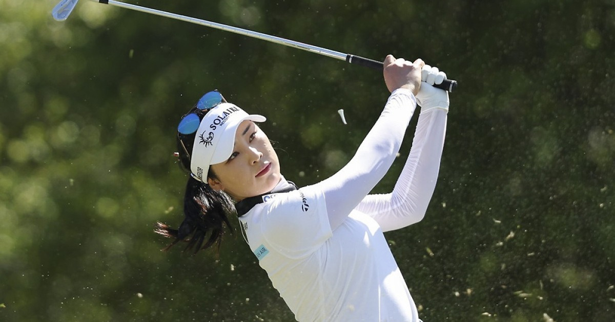 '우승 경쟁' 윤이나, LPGA LA 챔피언십 16위…우승은 린드블라드