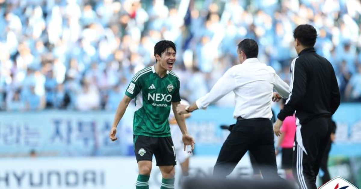 전북 전진우, K리그1 9R MVP…K리그2는 수원 브루노 실바