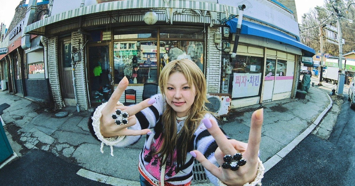 ‘AOMG 2.0 스타트’ 식구 (SIKKOO), 홍일점 200·신곡 ‘대장간’ 티저로 기대감 고조