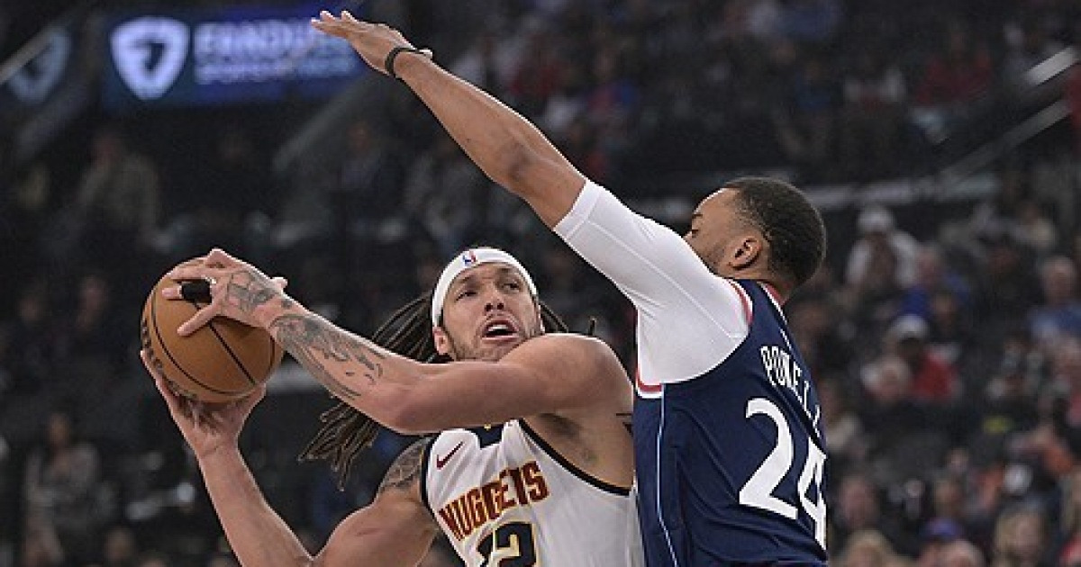 [NBA PO] ‘고든 버저비터 덩크슛’ 덴버, 접전 끝에 LAC 제압···시리즈 전적 2-2 동률