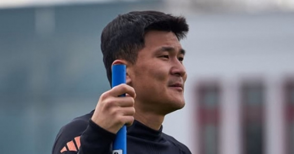 "김민재, SNS 댓글 기능 닫는 예민한 남자" 독일 언론인 지적... "UCL 탈락 '비난' 두려워해"