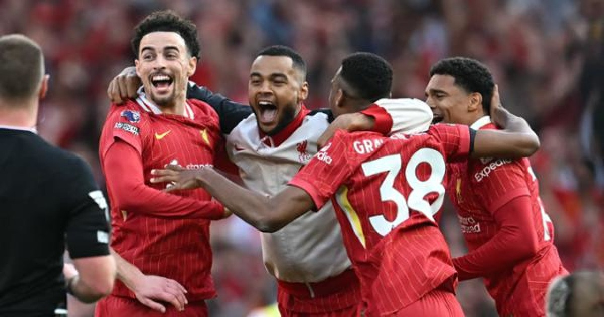 리버풀, EPL '조기 우승' 확정... 토트넘에 5-1 대승