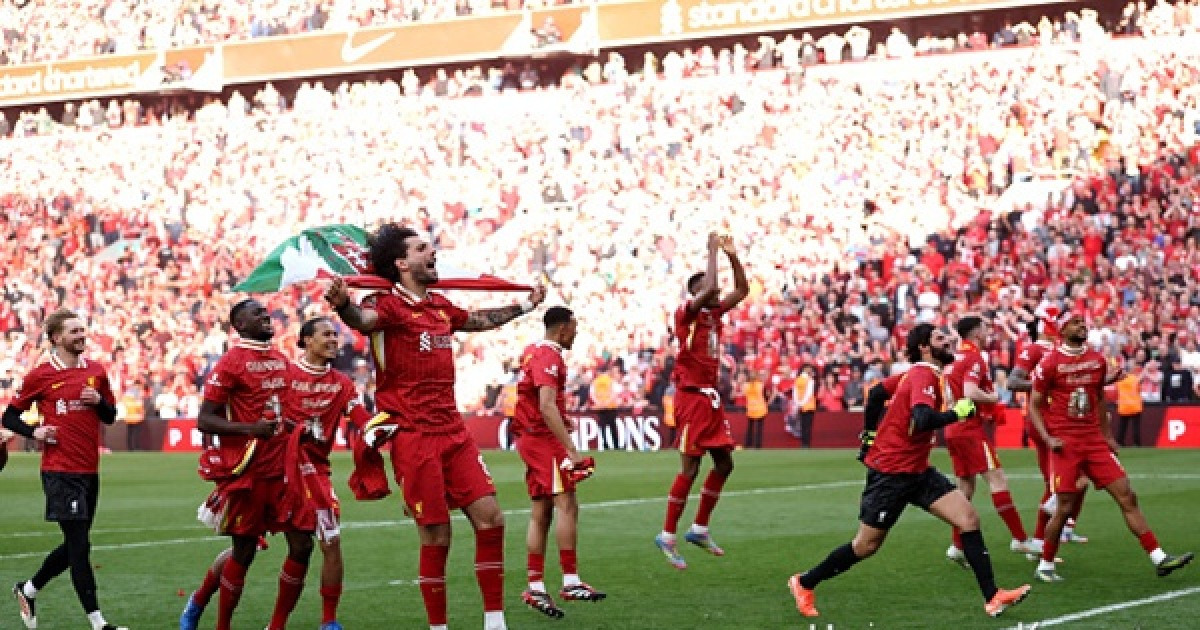 리버풀, '손흥민 결장' 토트넘에 5-1 대승…EPL 우승 조기 확정