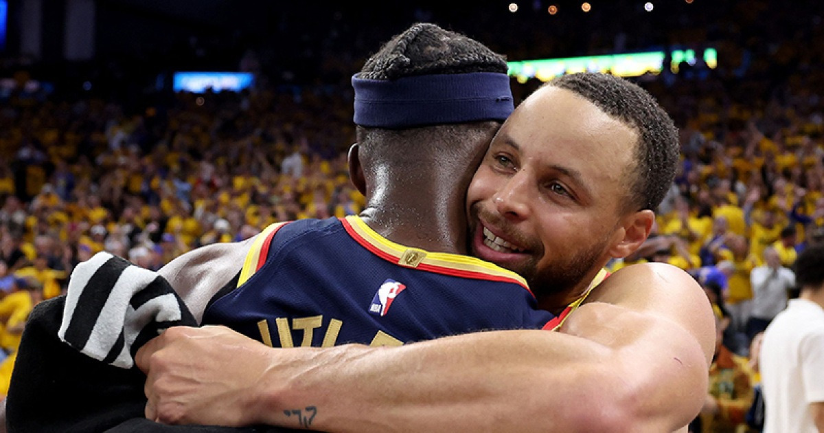 돈을 위해 태업도 불사하는 추태도 부리지만, 실력 하나는 ‘진퉁’…지미 버틀러, 클러치 상황 지배하며 GSW의 PO 4차전 승리 이끌다