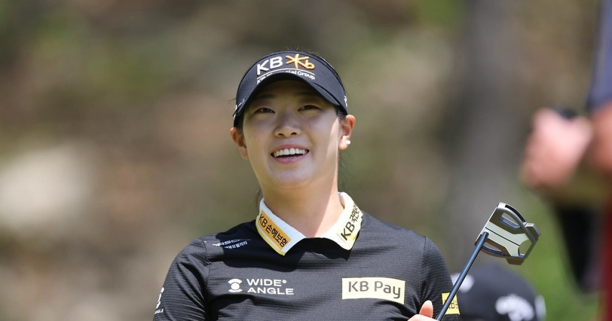 대상·상금 1위 방신실, 자신의 이름 알린 KLPGA 챔피언십서 시즌 2승 도전…2023년 공동 4위, 지난해 공동 3위 이어 이번엔 우승 정조준