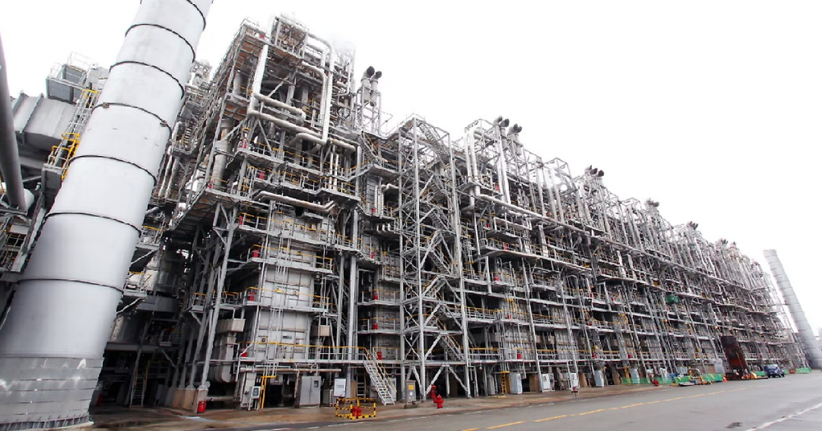 LG화학, 1분기 영업익 4470억원, 전년동기比 69%↑…석화 적자 줄고 첨단소재 잘 팔렸다