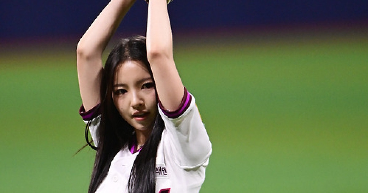 VVS 브리트니, 시선집중 와인드업[포토엔HD]