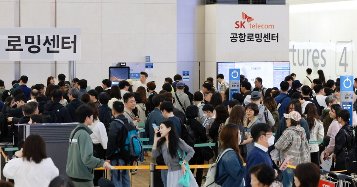 SKT, 유심 부족에도 모객 집중…정부 초강수