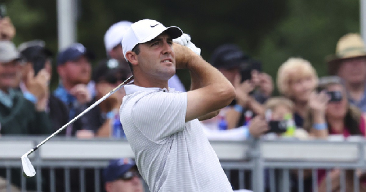 셰플러 "매킬로이, 봤지?"...CJ컵 1R 10언더파 단독 선두