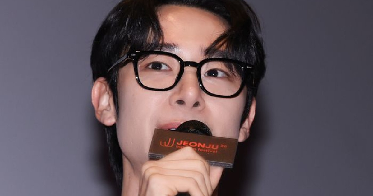 질문에 답하는 차정우 [26th JIFF]