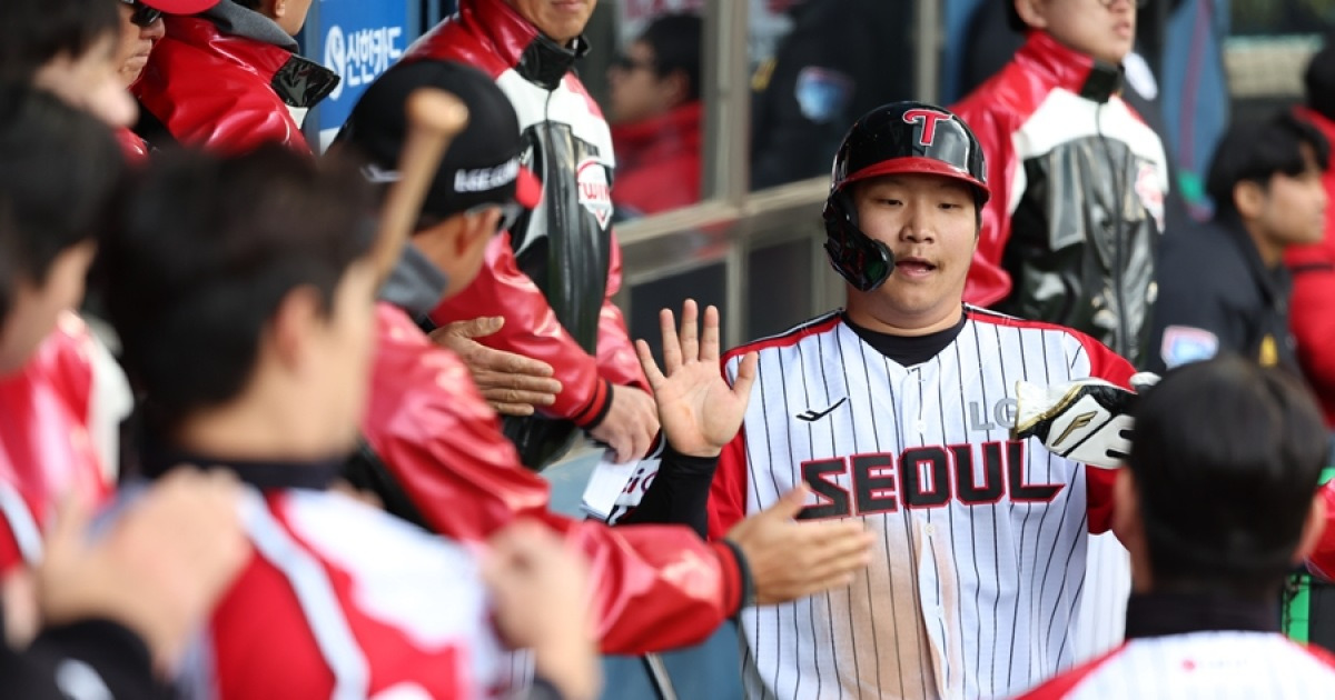 문보경이 미쳤어요, 그랜드슬램+3점포 7타점 폭발…'코엔 윈 데뷔전 QS 승리' LG, SSG에 12-4 완승 [잠실 게임노트]