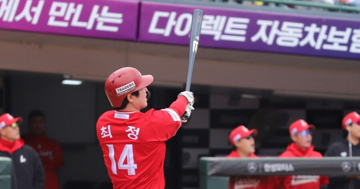 롯데 400홈런→468홈런→500홈런 또 희생양 되나…KBO 홈런왕 대기록 2개 밖에 안 남았다