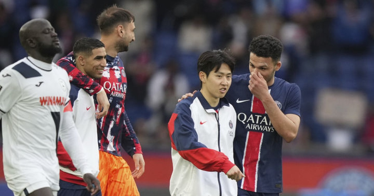 이강인, PSG 떠나나…"EPL 아스널이 관심 보여"