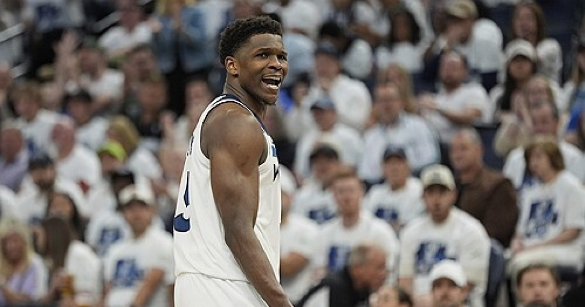 [NBA PO] ‘에드워즈·랜들 맹활약’ MIN, 커리 이탈한 GSW에 완승···시리즈 전적 1승 1패