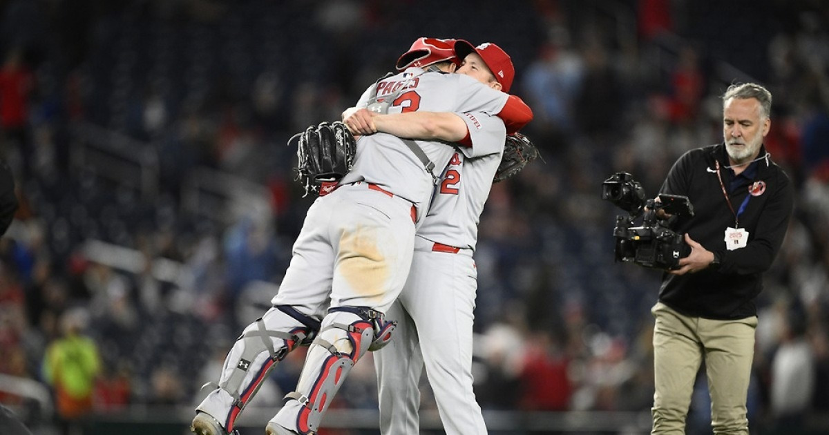 'NC 출신' 페디, MLB 데뷔 첫 완봉승…9이닝 8K 무실점 역투