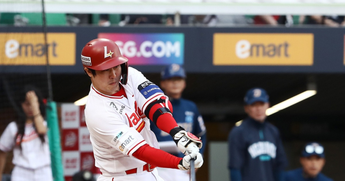 ‘드디어 터졌다!’ 최정, 역대 최초 500호 ‘금자탑’…드이어 KBO리그에도 ‘500홈런 타자’ 생겼다 [SS문학in]