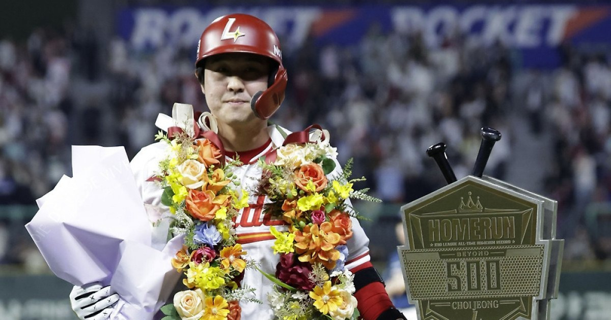 ‘MLB 28명·NPB 8명’ KBO는? 최정이 유일…KBO 최초 통산 500홈런 고지 등극했다! [SD 인천 라이브]