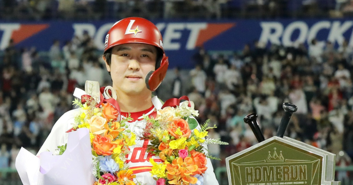 최정 ‘KBO 최초’ 500홈런→이숭용 감독도 감탄 “대단한 선수, 같은 야구인으로서 존경해” [SS문학in]