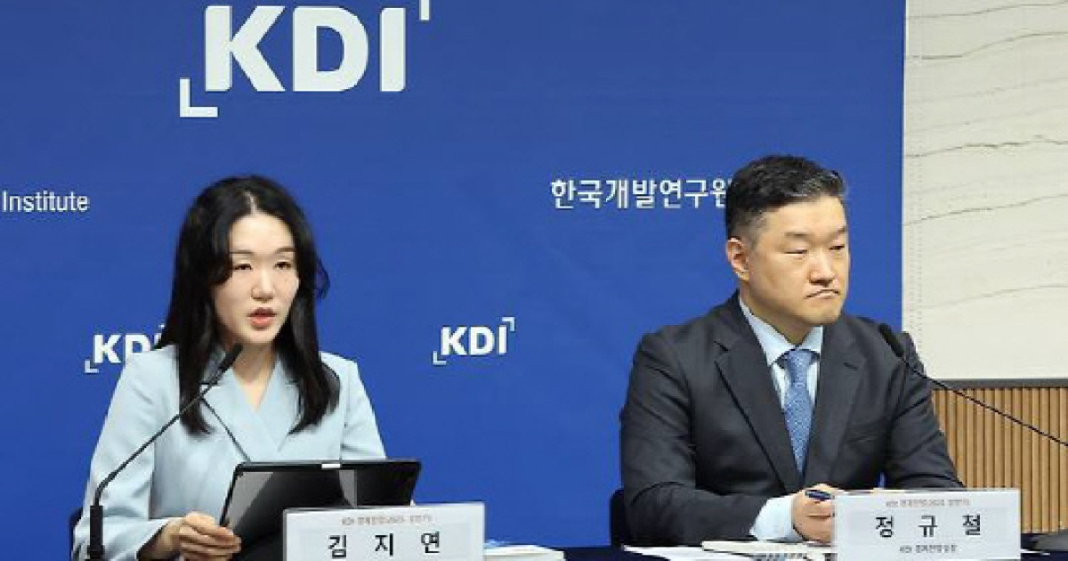 [사설] 대선 후보들에게 경제 경각심 주는 KDI `0%대 성장전망`