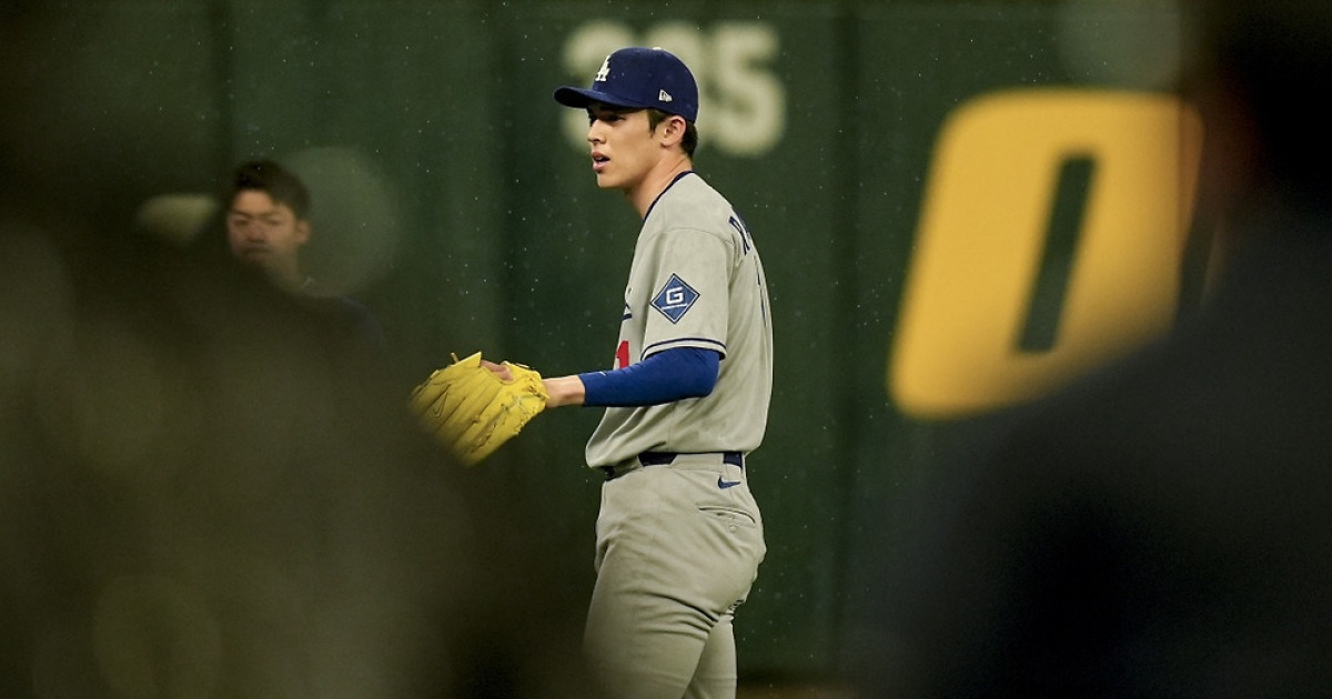 15일짜리 IL이지만…‘사라진 160km·유리어깨’ 사사키, 복귀 시기는 미정