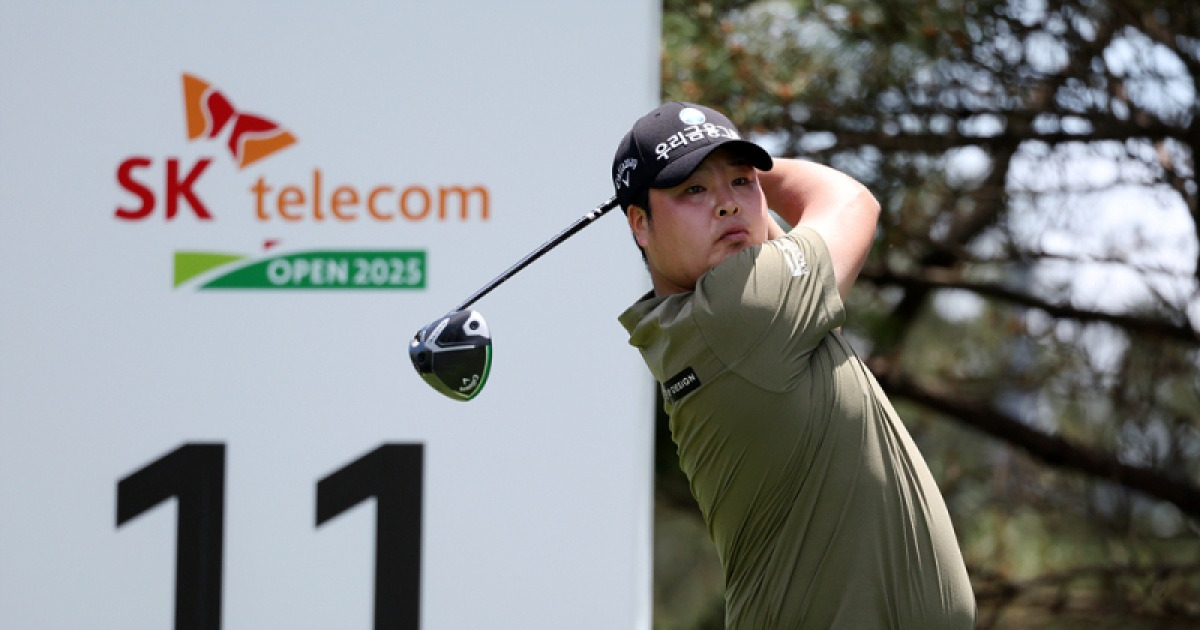 황중곤 SK텔레콤오픈 첫날 단독 선두..디펜딩 챔프 최경주는 1R 고전