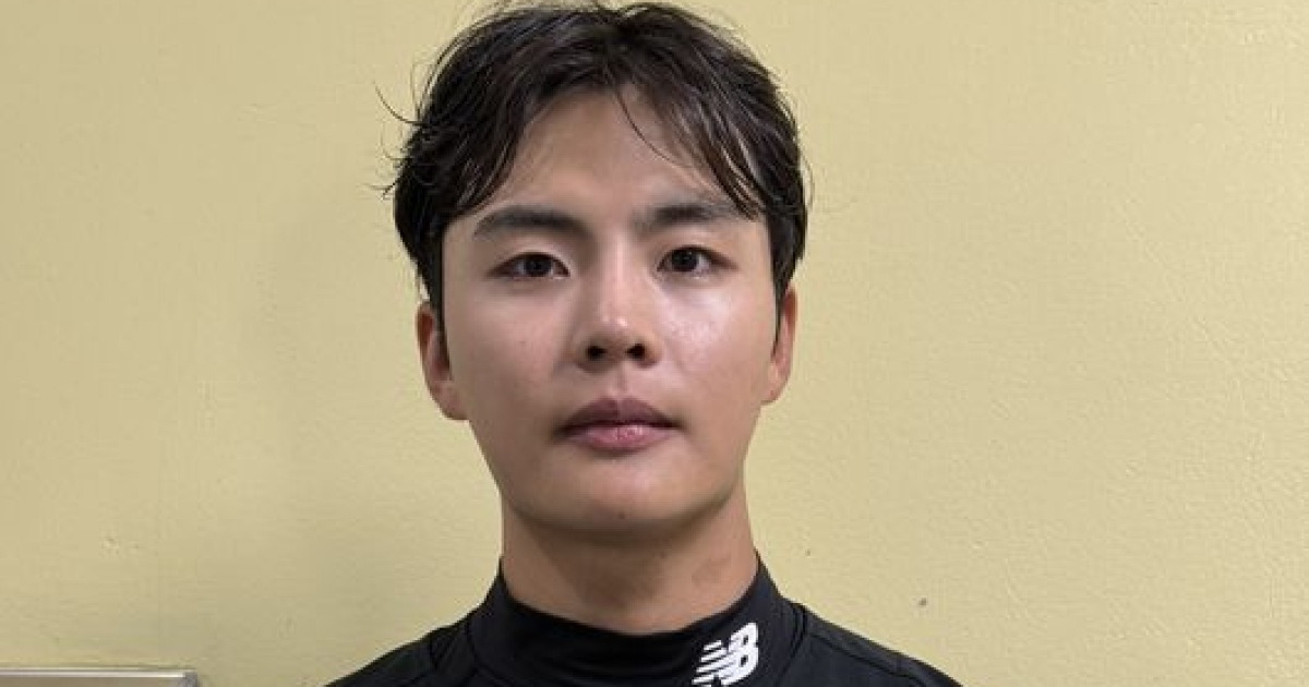 “내 인생 마지막 경기라는 각오” 첫 타석 삼진→3루타, 2루타, 안타, 안타…25세 내야수 "후회없이 절실한 마음으로 즐겁게 ...