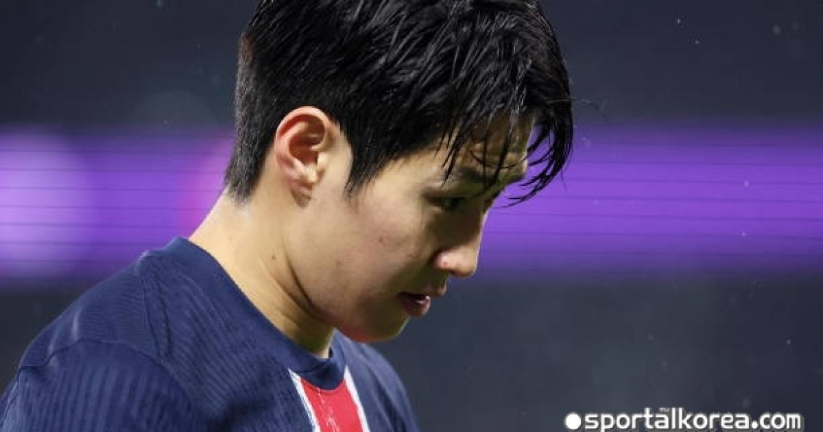 '혹하는 바겐세일!' PSG, 300억이면 이강인 판다…"아스널 VS 맨유 장외전 격돌"