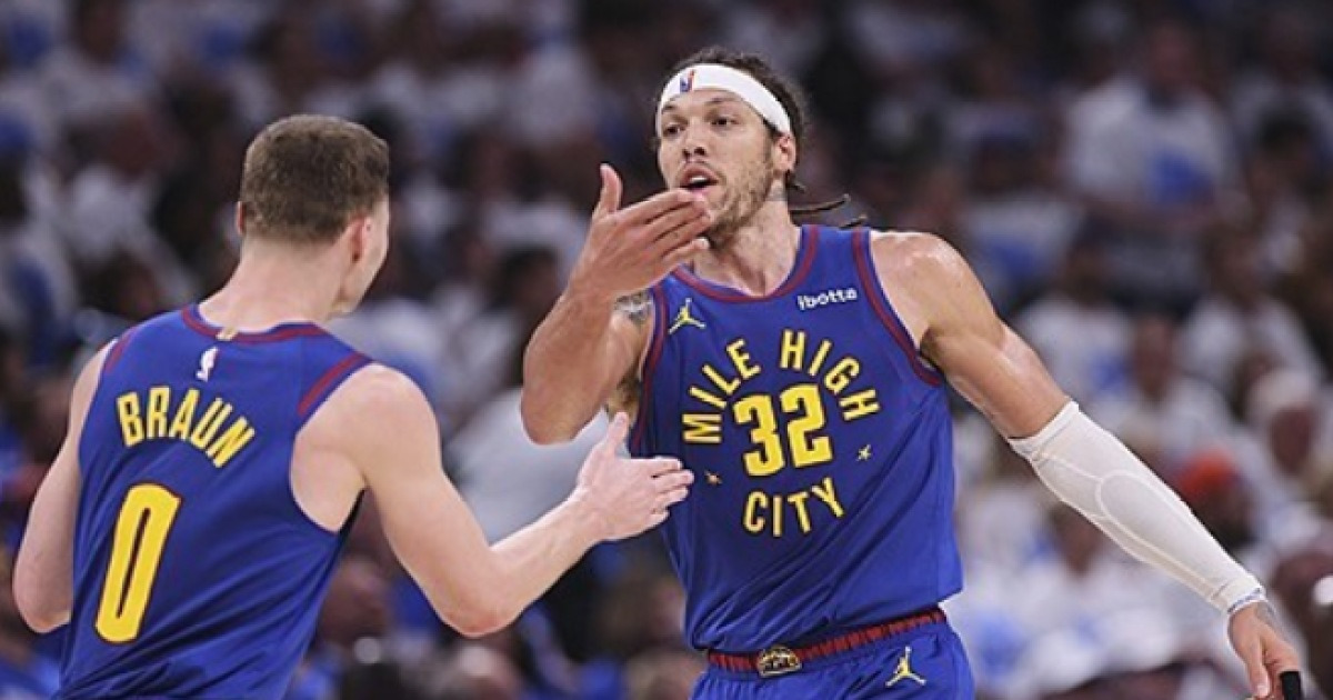 [NBA] "PO 일정 휴식 날 늘려야" 커리 등 슈퍼스타들 대거 부상…소신 발언 남긴 애런 고든