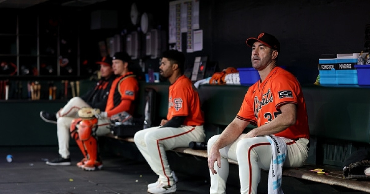 "몸에 문제 있었다" SF '262승' 투수, 첫 승이 이렇게 어려웠나...20년 커리어 처음 겪는 일까지 발생