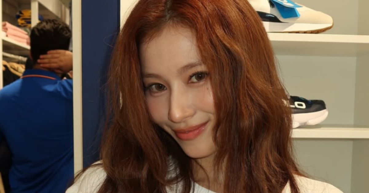 트와이스 사나, JYP 탈출 시도 고백 “새벽에 몰래 나갈까 생각”