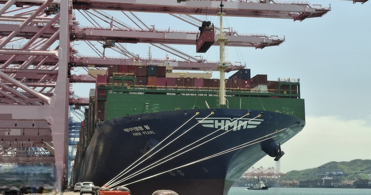 수출 최전선 지키는 ‘HMM 펄호’ 직접 타보니…해양대국의 꿈·2045 넷제로 친환경 포부까지 고스란히