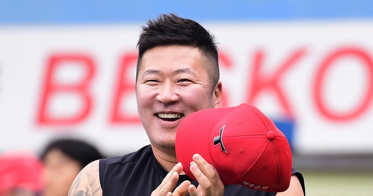 "3000안타도" 42살에 KBO 새 역사 진짜 가능할까, 2500안타 대기록 전설의 서막되나