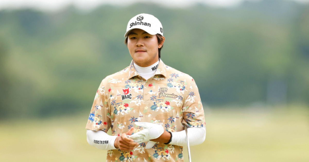 '3R 3타 차 선두' 김성현, PGA 콘페리 2연속 우승 보인다 "하던 대로 자신있게"