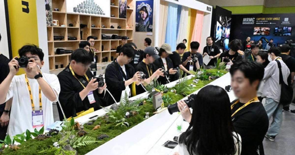 [포토] 니콘 KOBA 2025 부스, 5천명 관람