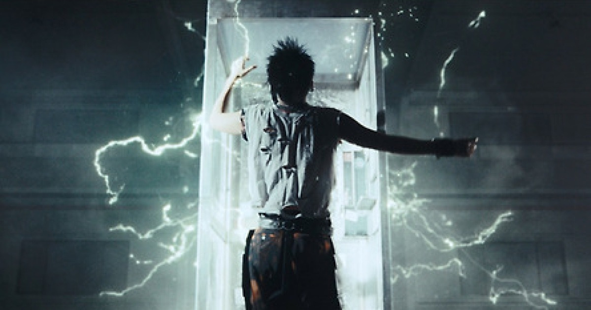 10주년 세븐틴, 신곡 'THUNDER' MV 공개…짜릿한 재탄생