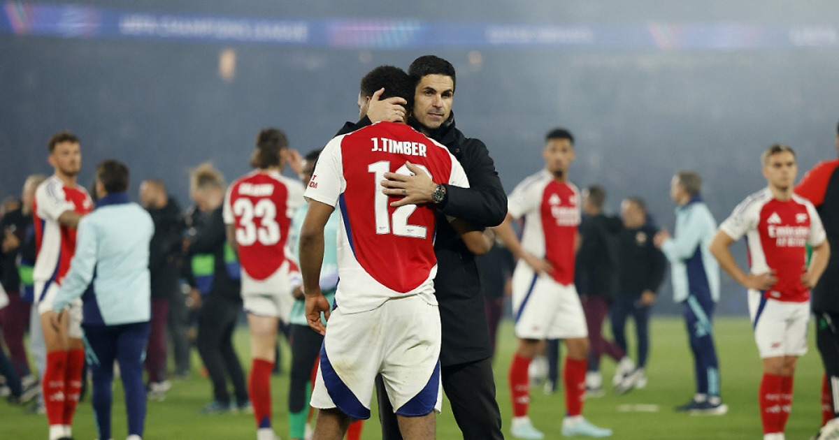 'EPL 준우승-챔스 4강인데 왜 슬프지?' 손흥민 우승에 배아픈 아스널, 97년만에 大망신까지 당했다