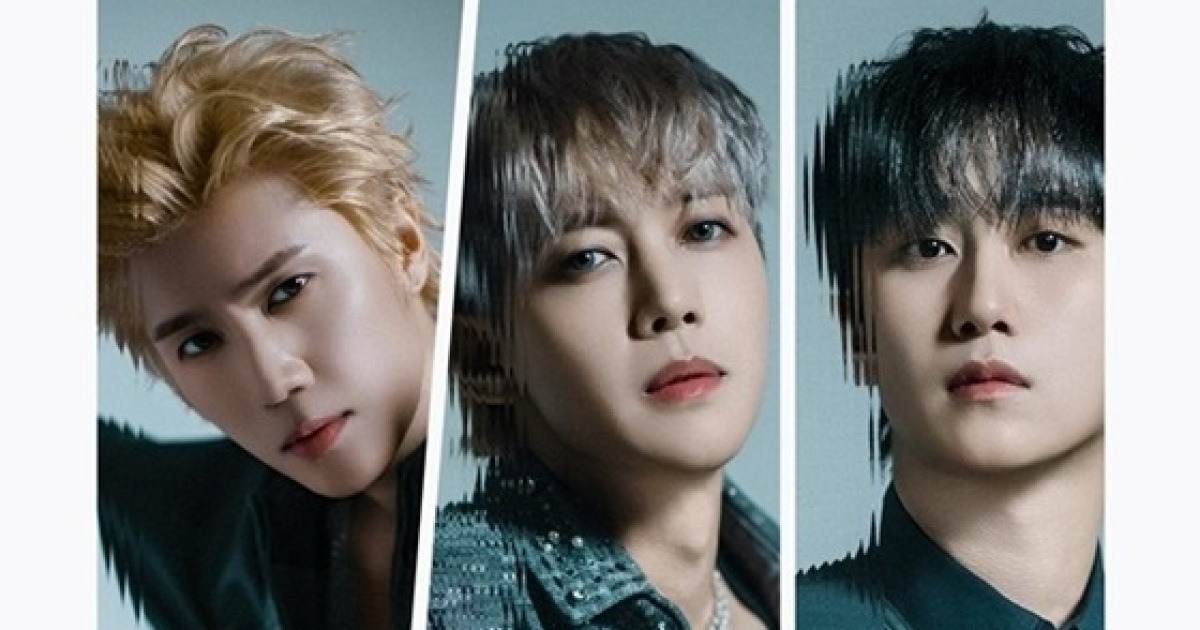 SS501, 재결합한 이유 다 밝힌다..FIVE O ONE 콘서트 메인 포스터 공개