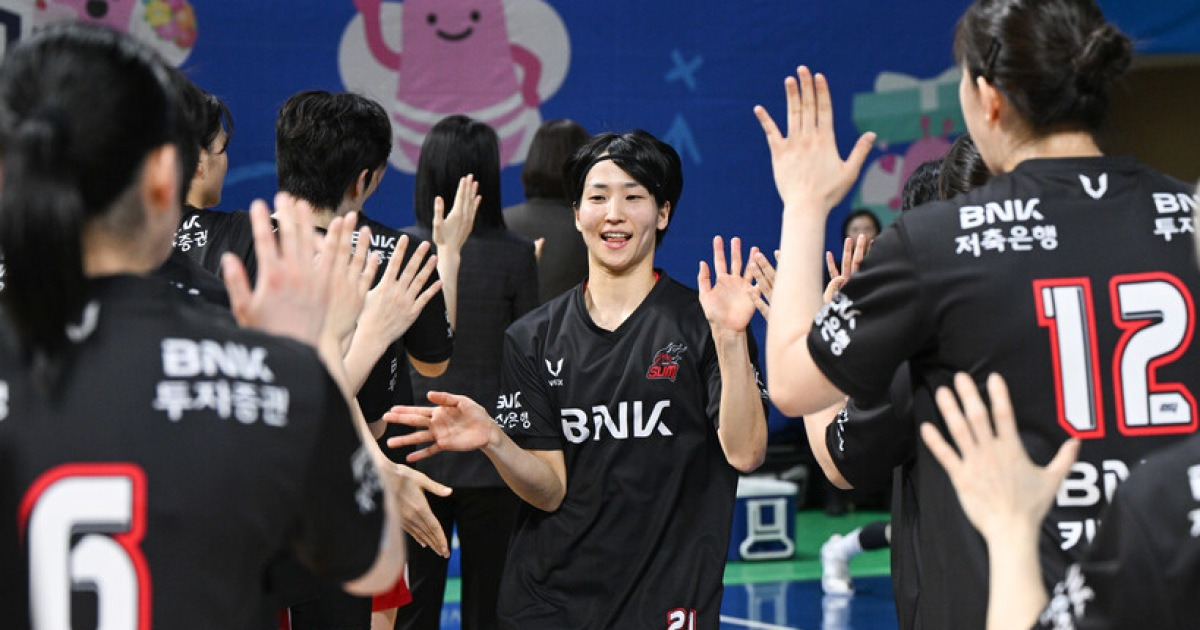 돌아온 사키 그리고 등장한 일본 국가대표 출신+185cm 센터…WKBL 亞쿼터 주목할 선수는?