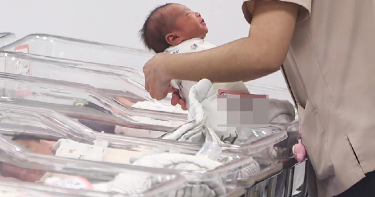 Korea sees first Q1 birth uptick in a decade, boosted by rising marriages