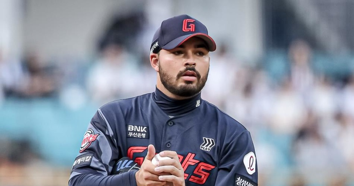 '최고 155km 쾅!' KKKKKKKKK 수확했는데...루틴 간파당해 어이없는 실점, KBO 첫 등판서 감보아가 확인한 숙제는