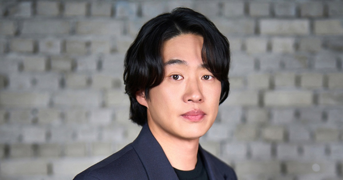 '하이파이브' 안재홍 "강형철 감독과 15년전부터 인연, 한 작품 뭉클"