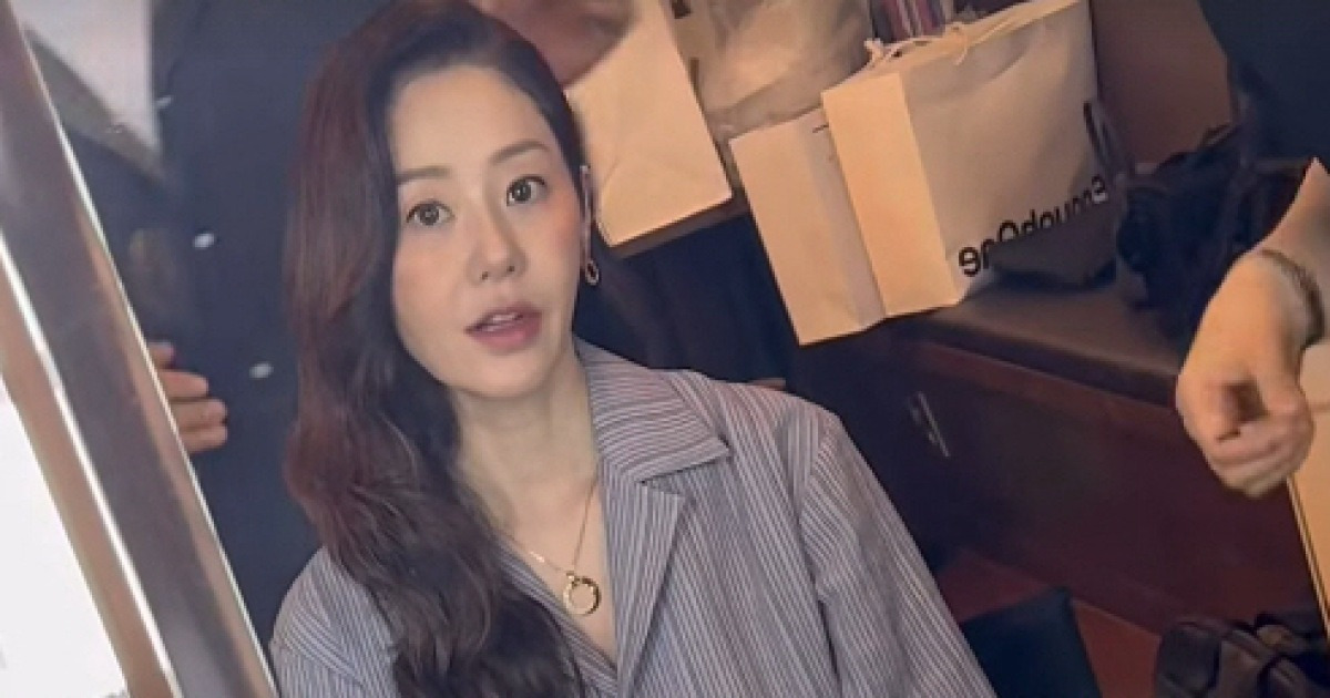 [SCin스타] 고현정, '저속노화' 그 자체..미모 빛나는데 건강 악화 웬 말 "쫑알쫑알"