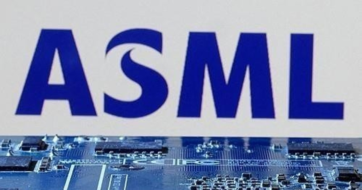 '트럼프 밉다' "슈퍼을 ASML 시총 180조원 증발"