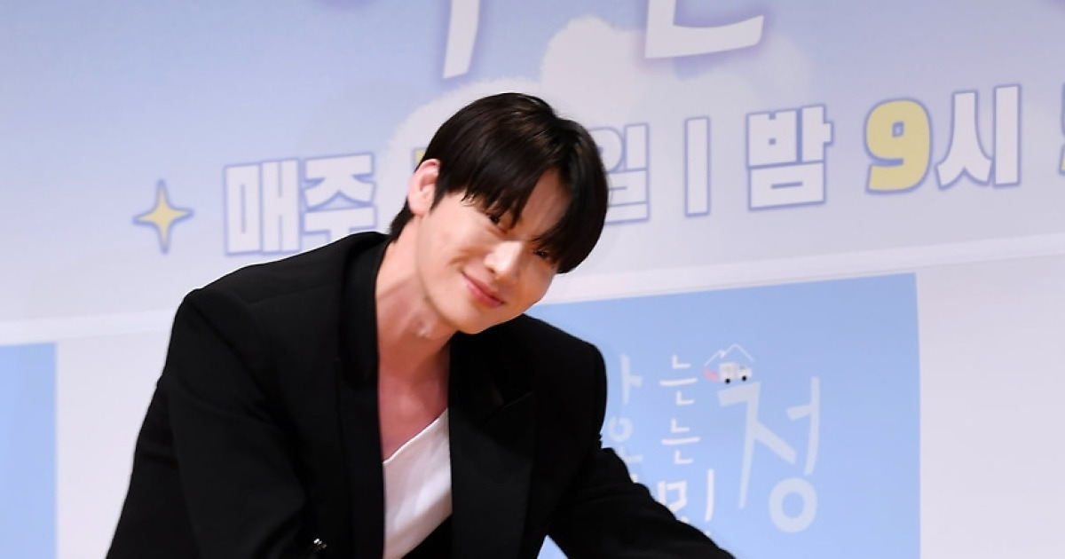 안재현, 186cm·69kg 제대로 인증했네…촬영하다 다리 풀린 듯 휘청휘청('가오정')