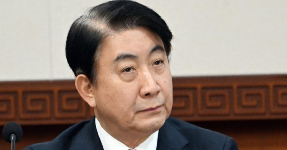 '배우자 청탁 의혹 보도' 이동관, YTN 상대 손배소 2심도 패소