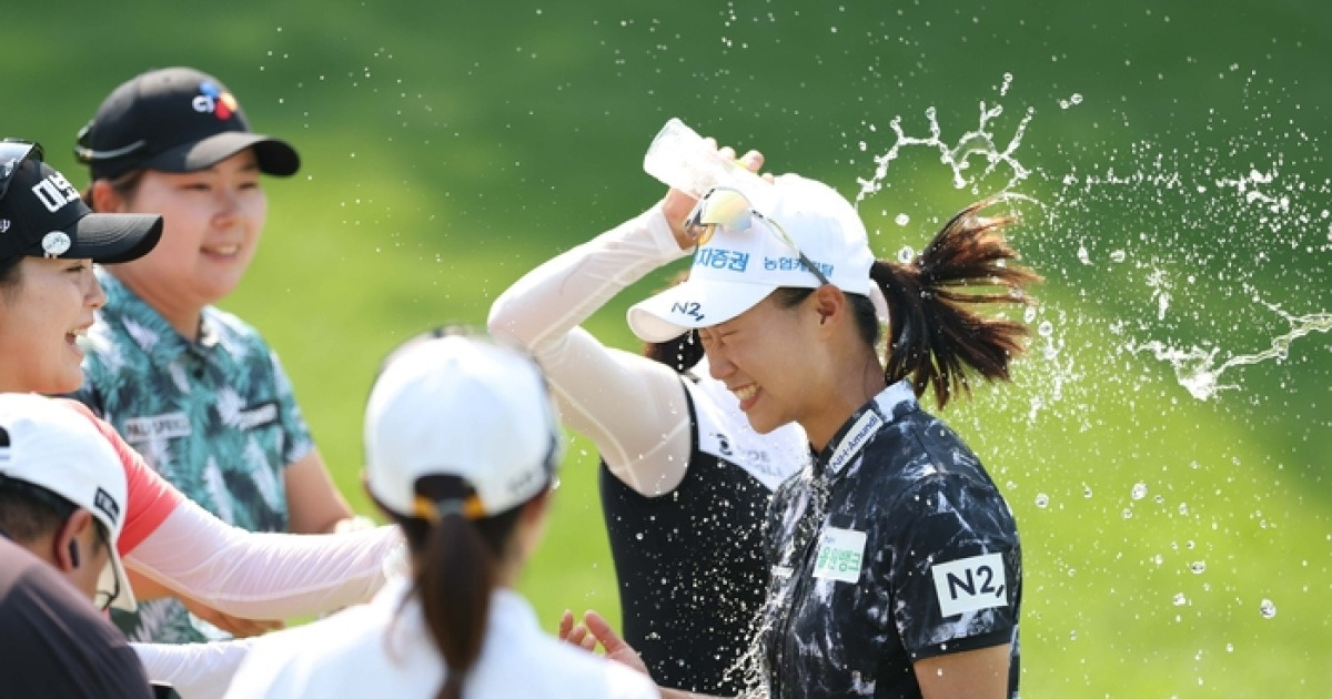 정윤지, Sh수협은행 MBN 여자오픈 ‘와이어 투 와이어’ 우승…3년 만에 KLPGA투어 ‘통산 2승’