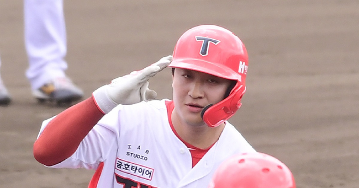 '윤도현 멀티 홈런 포함 4출루' KIA, KT 추격 뿌리치고 5-3 진땀승